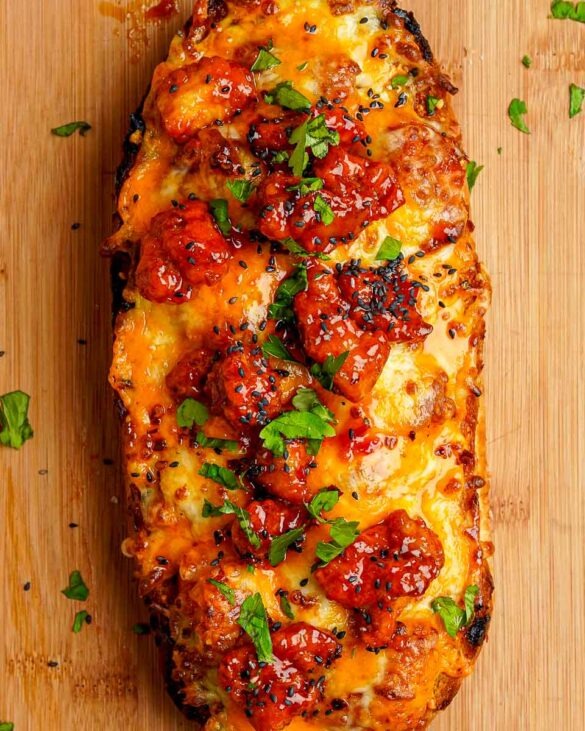 Cheesy Garlic Bread with Sweet Chilli Chicken - Ems Foodie Fix